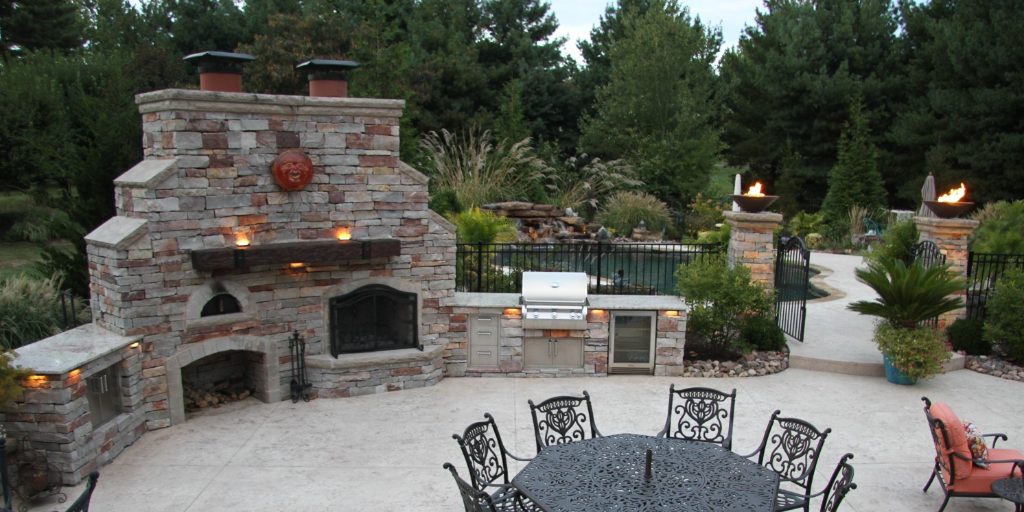 Setting Up the Perfect Backyard BBQ - Poynter Landscape Architecture ...