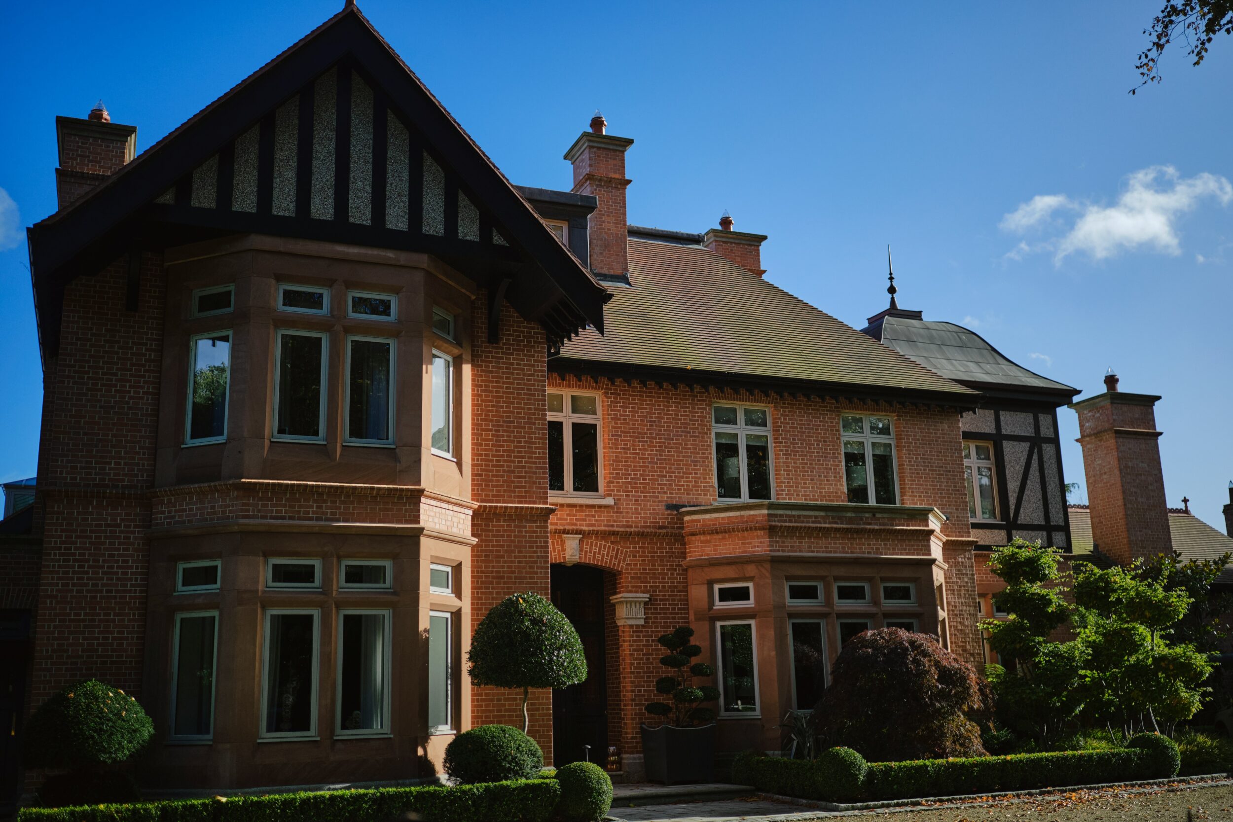 Mansion Landscape Design Ideas & Tips